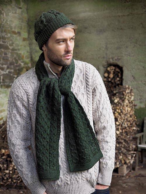 The Ultimate Guide to Wool Scarves: Warmth, Style, and Beyond - LooperBuy